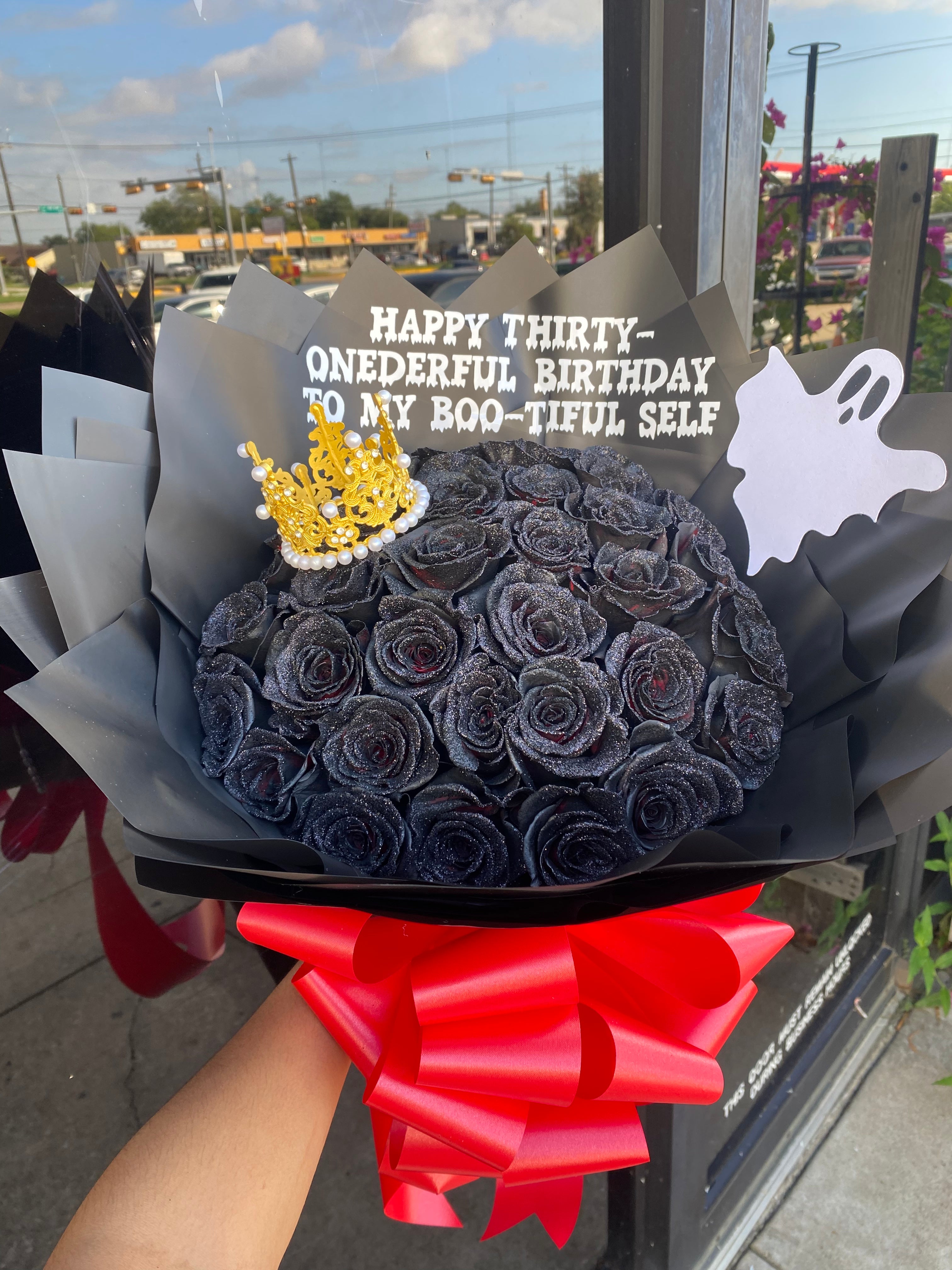 24 black glittered spooky BOO-tiful 👻 ️ – bouquetsbyrubyhtx