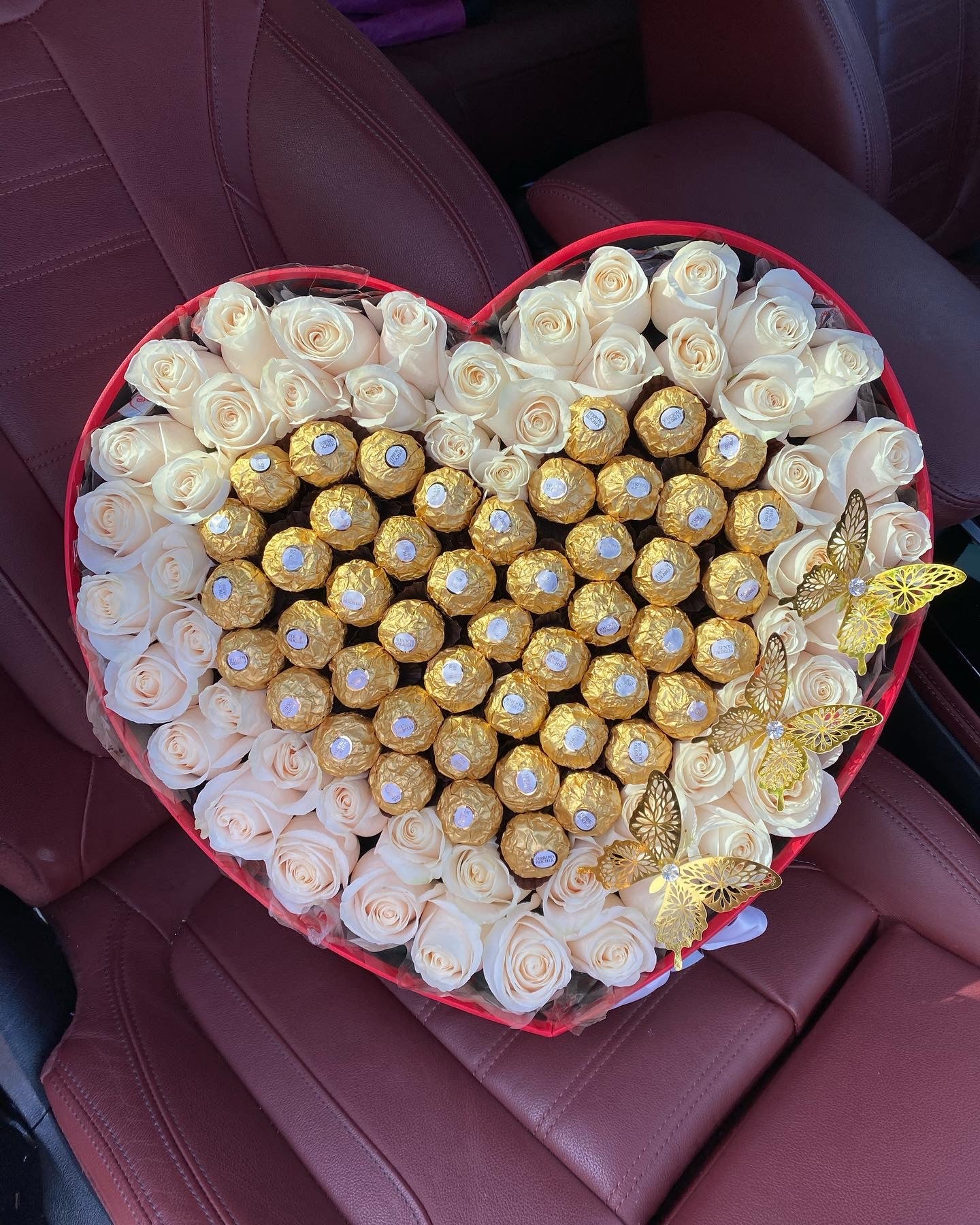 Large heart box with chocolates ️XL medium size – bouquetsbyrubyhtx