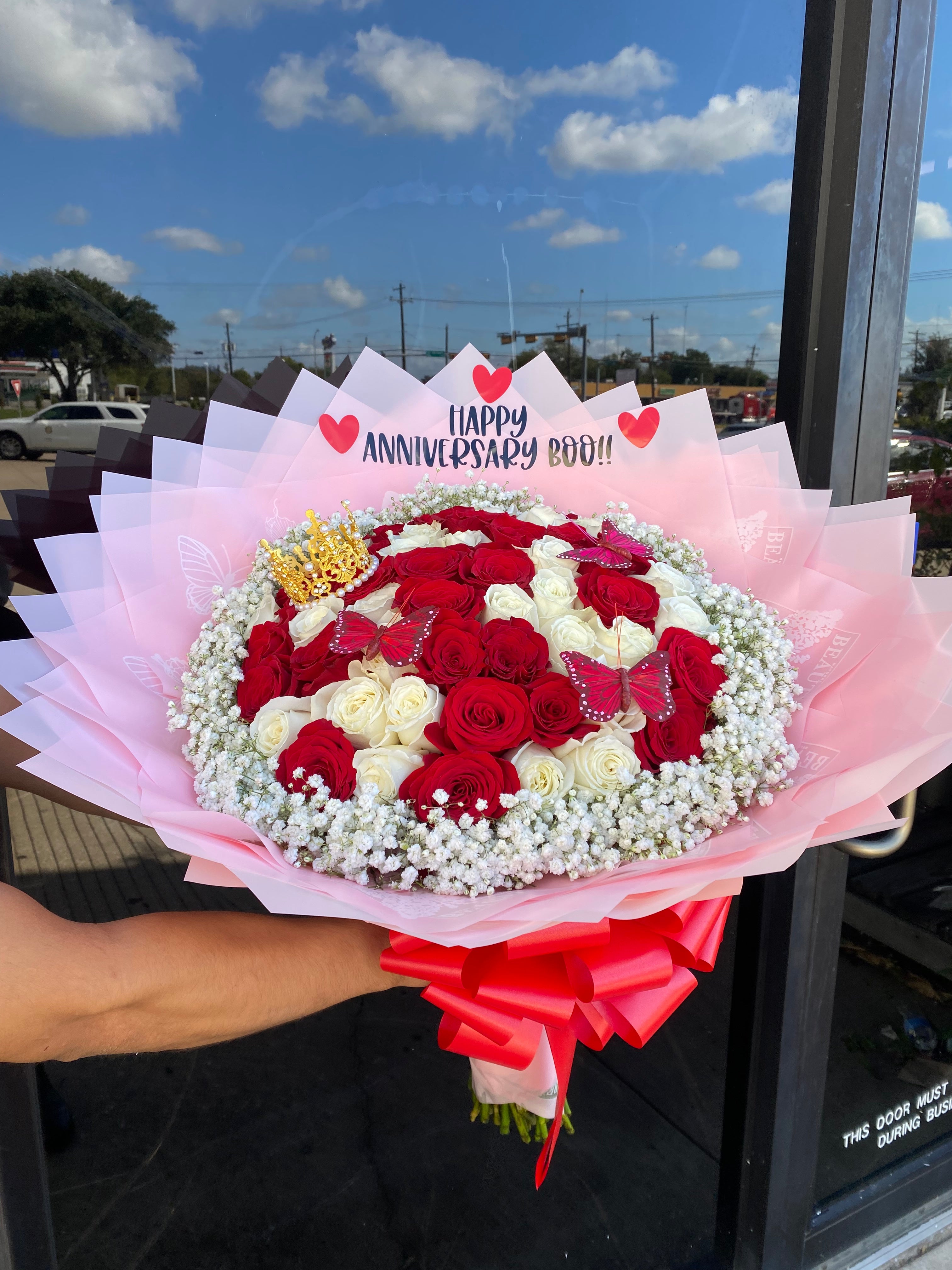 50 roses with different designs ️ – Page 2 – bouquetsbyrubyhtx