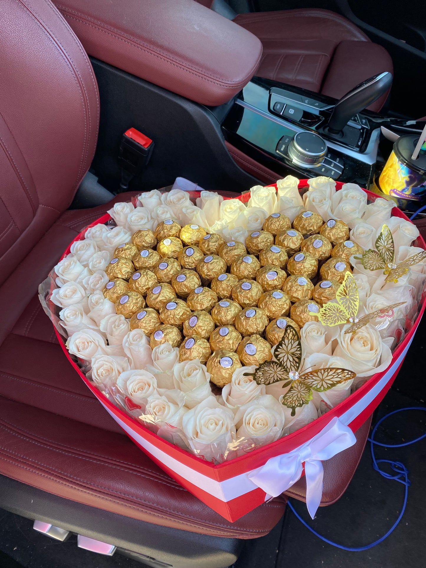 Large heart box with chocolates ️XL medium size – bouquetsbyrubyhtx