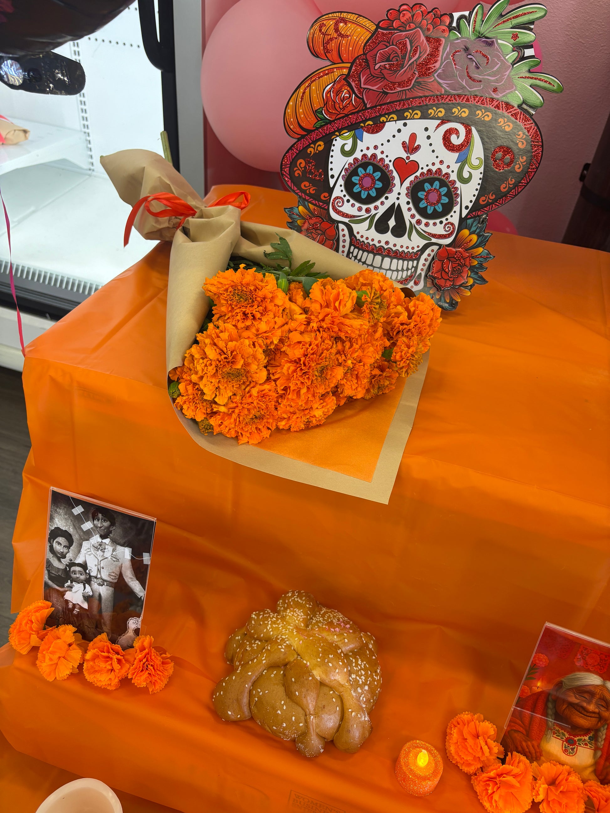 The Ofrenda 1 bunch Cempasuchil 🧡 – Bouquets By Ruby Htx